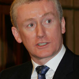 Fred the Shred told to cut down hedge | Scottish Legal News