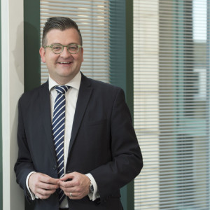 Top immigration lawyer Jamie Kerr joins Burness Paull | Scottish Legal News